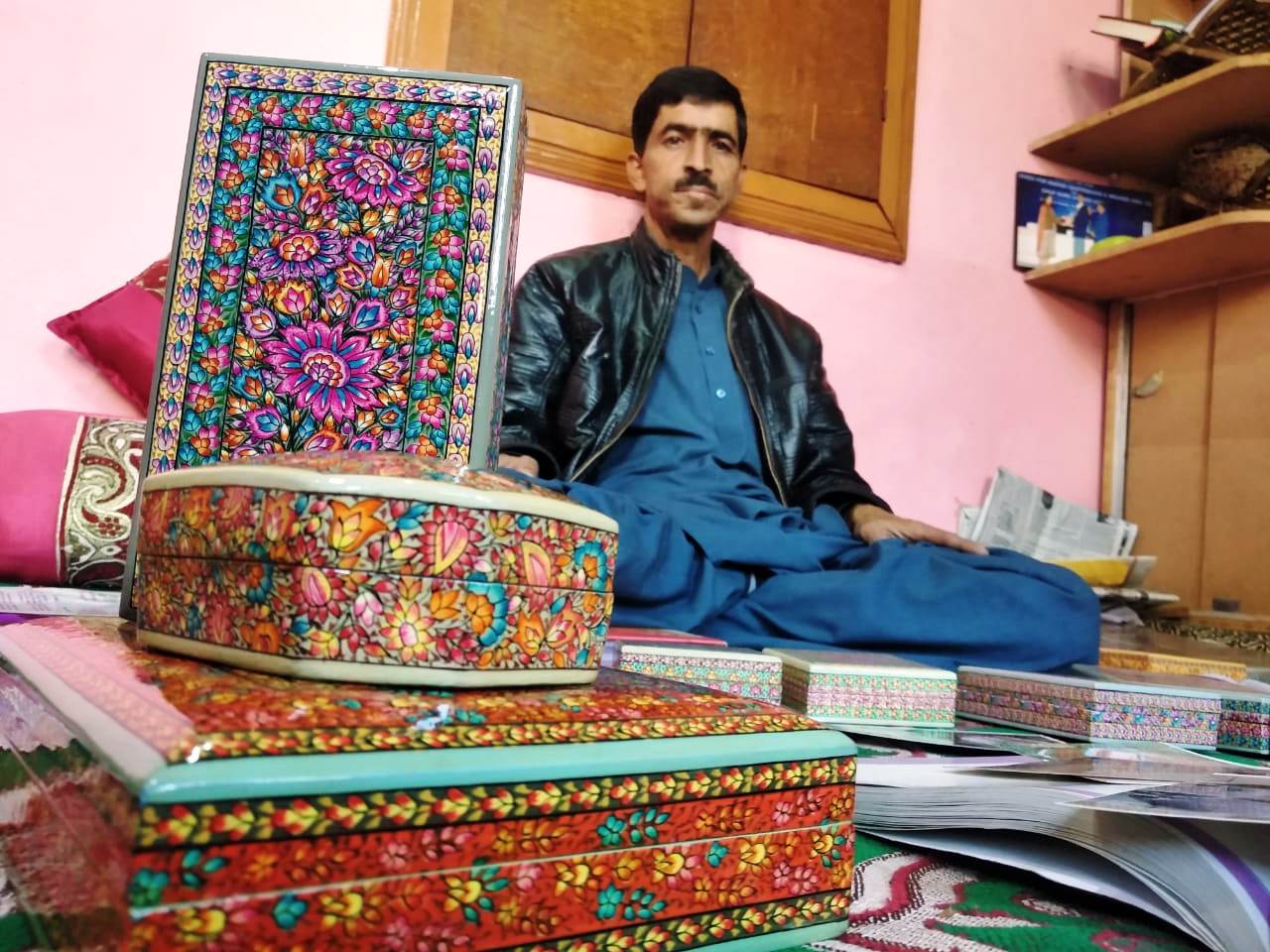 Syed Ajaz Shah: Once an award winning Papier-mâché artisan, now an auto ...