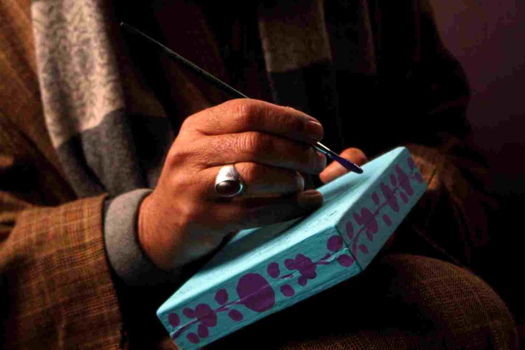 In Photos: Papier-mâché — The labyrinth of a dying art | Free Press Kashmir