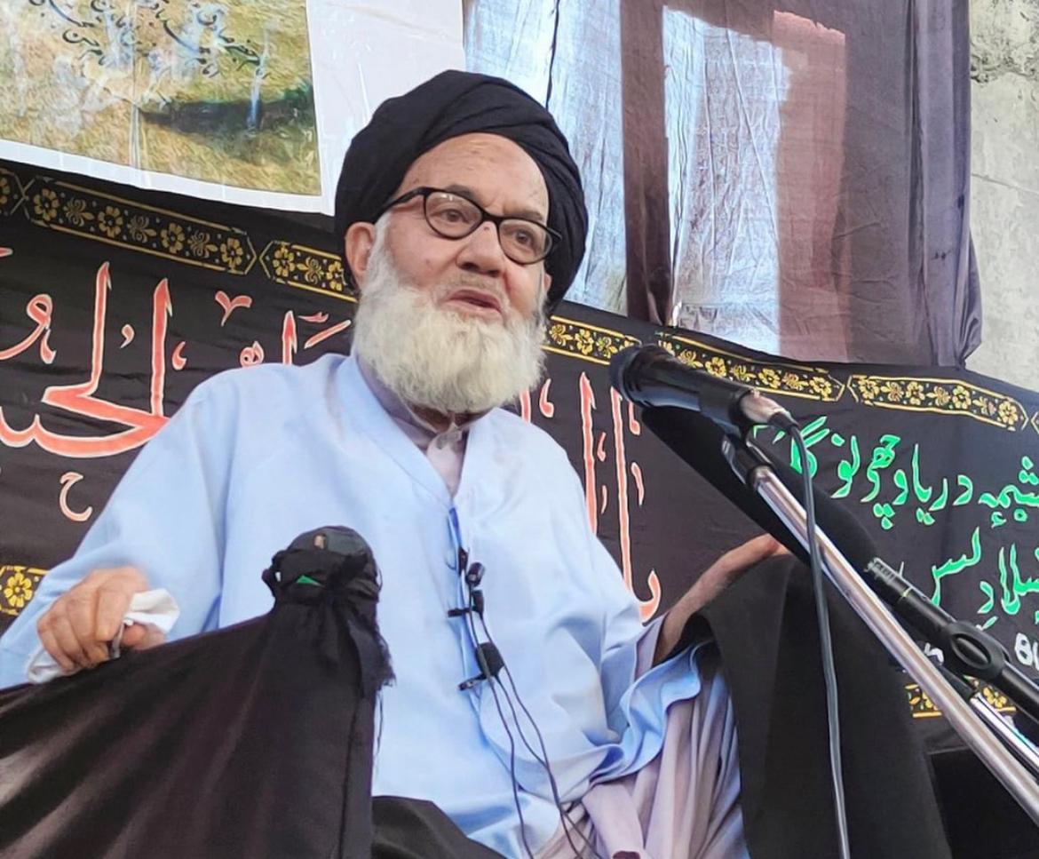 Thousands attend funeral prayers of Shia scholar Allama Aga Syed Mohammad Baqir in Budgam | Free ...