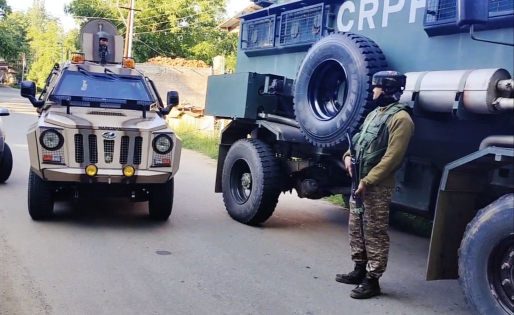 Militant killed, army officer injured in ongoing military Op in Kulgam ...